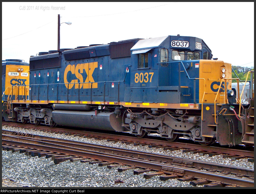 CSX 8037 (2)